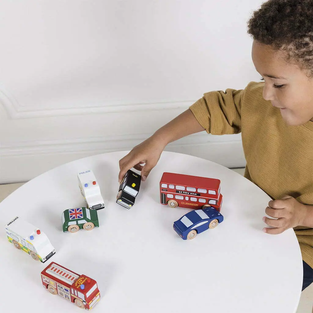 Hayllo | Babies, Toys & Gifts